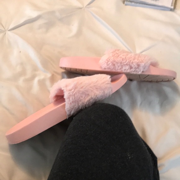 Air Underground | Shoes | Womens Air Underground Pink Fuzzy Slides Size ...
